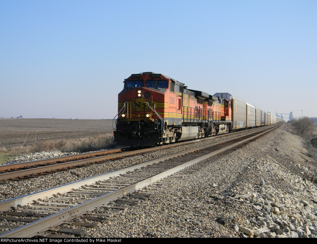 BNSF 5369